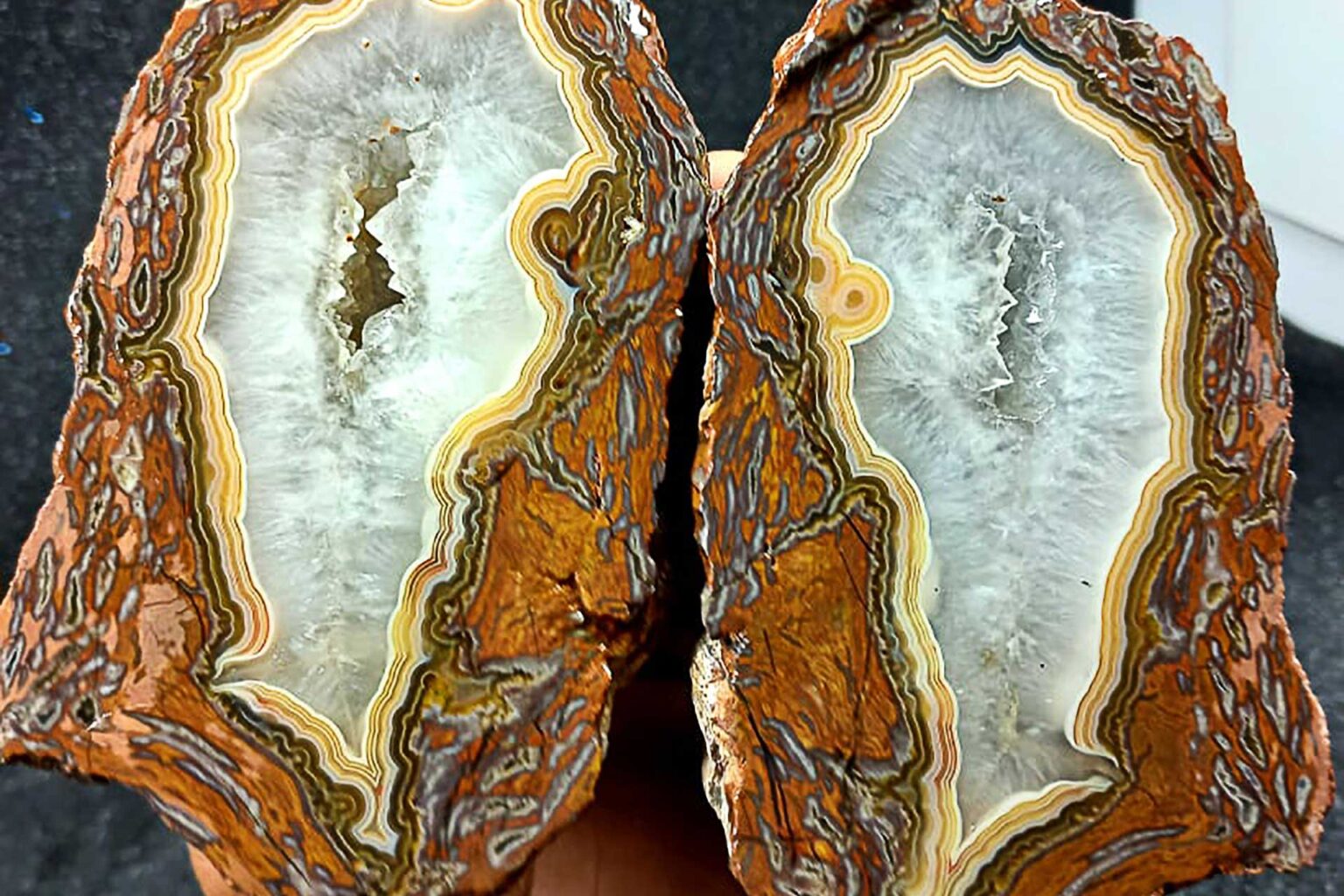 Summit Agate – Rockhounds Anonymous